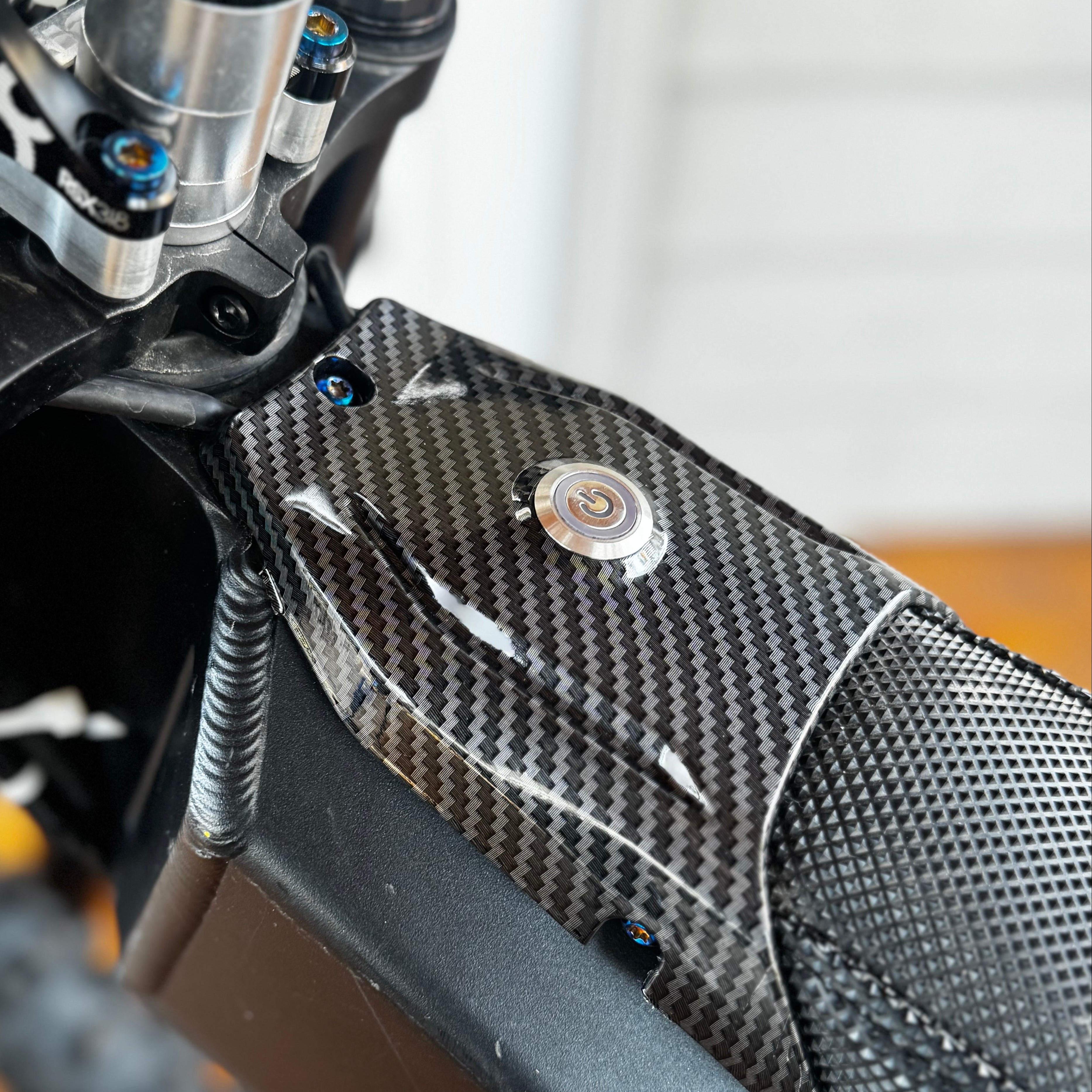 Titanium ignition cover bolts – EMaccessories